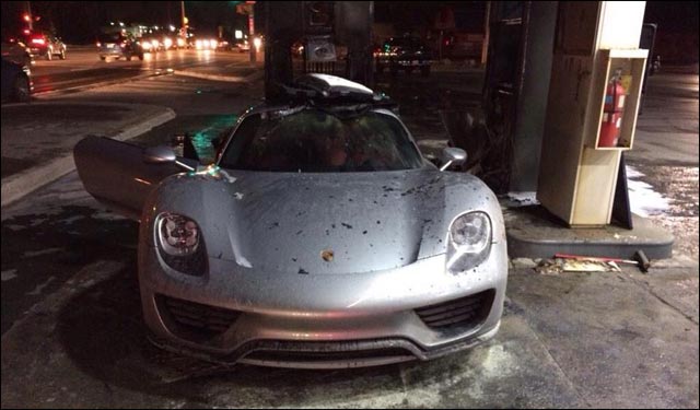 photo video incendie Porsche 918 Spyder cabriolet hybride | Blog-Note